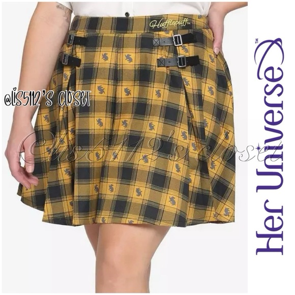 Her Universe | Skirts | Her Universe X Harry Potter Hufflepuff Plaid ...
